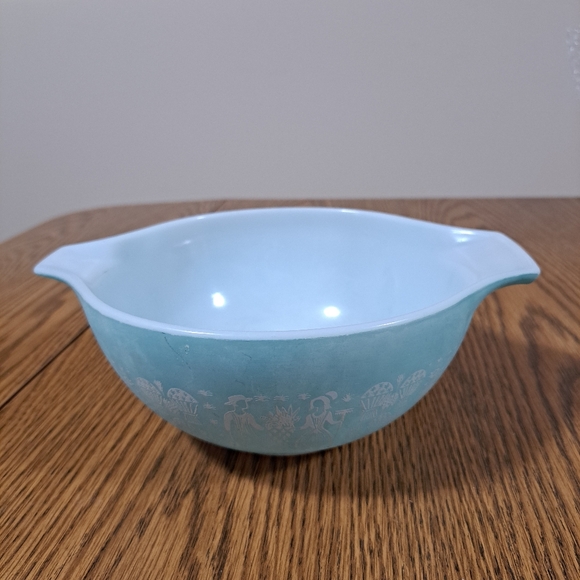 Pyrex | Kitchen | Pyrex Vintage Mixing Bowl 442 Amish Butterprint 2 2 ...